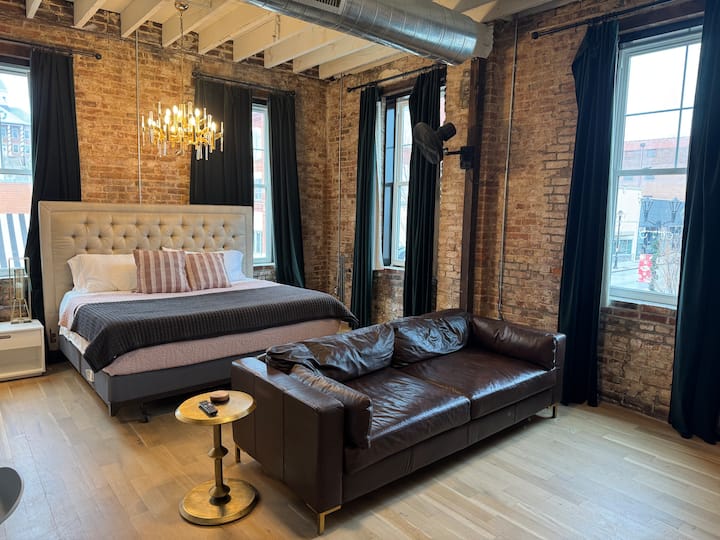 Enjoy These Beautiful Riverwalk Lofts! - Cape Girardeau, MO
