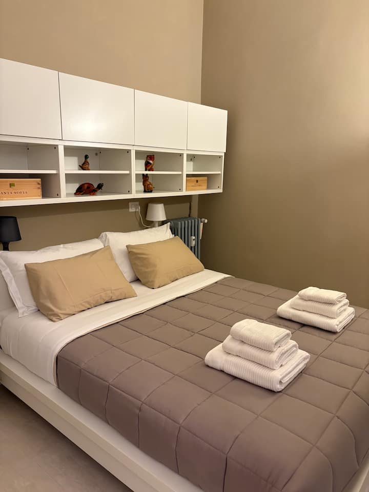 Ampio Monolocale: Tra Duomo E Navigli - Milaan