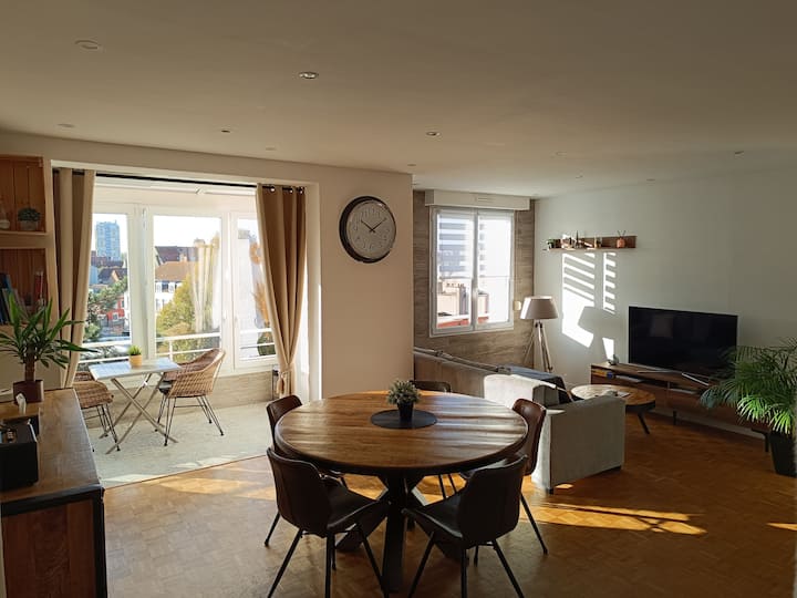 Appartement Cosy En Plein Centre-ville - Bergues