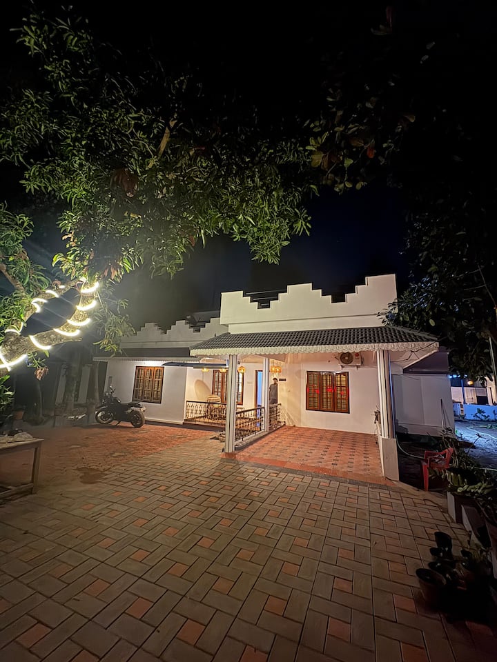 Totem · Tranquil Boho Garden Villa Varkala - Varkala