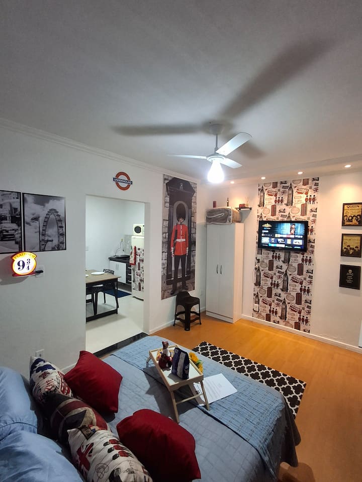 Linda Kitnet 77 "London" - Barra Bonita, São Paulo