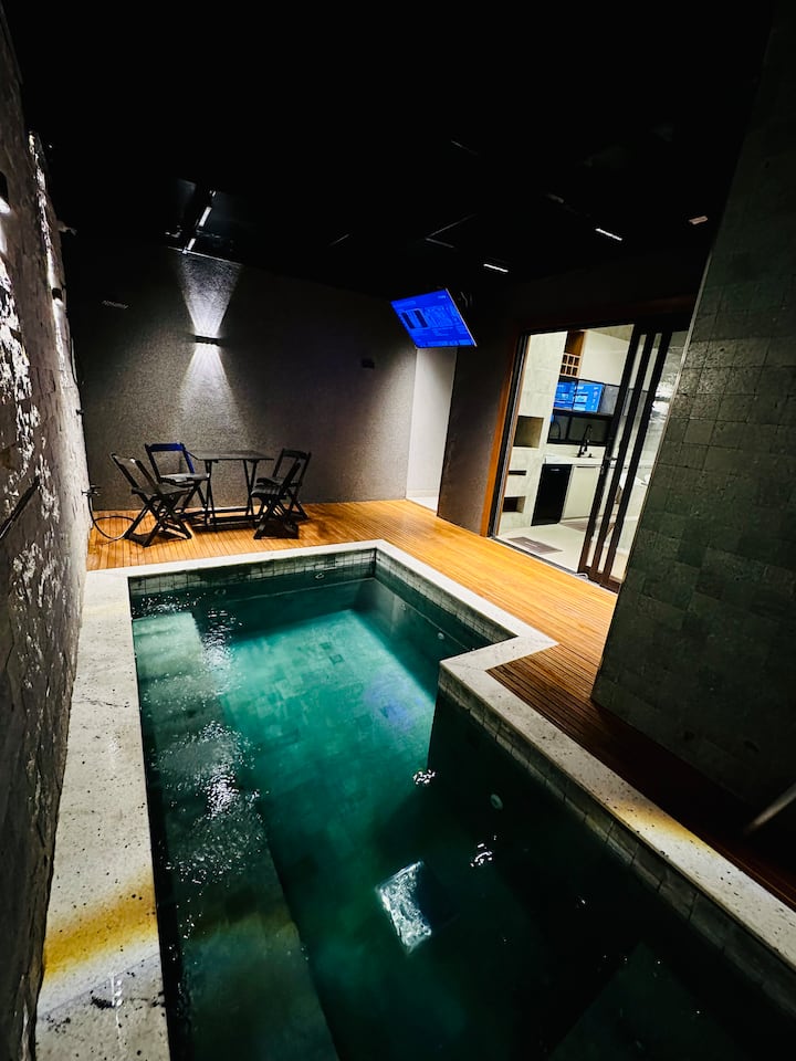 Casa Alto Padrão Com Piscina. - Curvelo