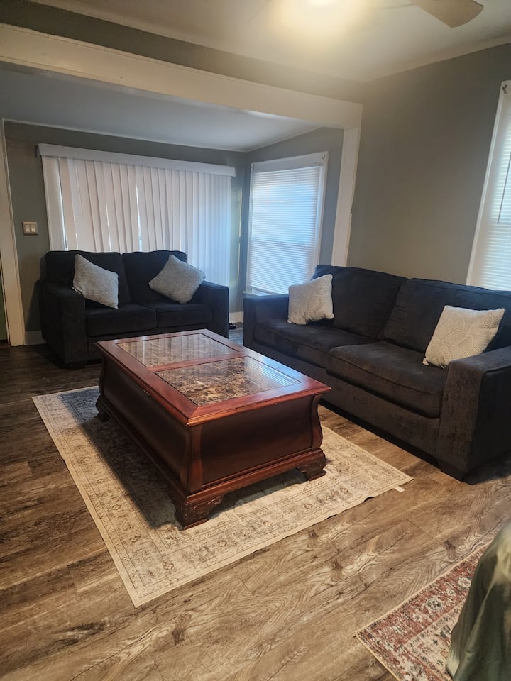 Amazing Peaceful Comfort Home - High Point, NC