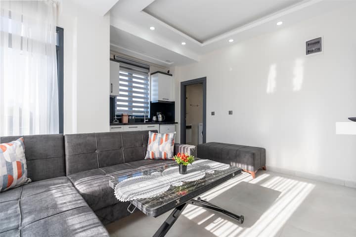 Balkonlu Apart - Antalya