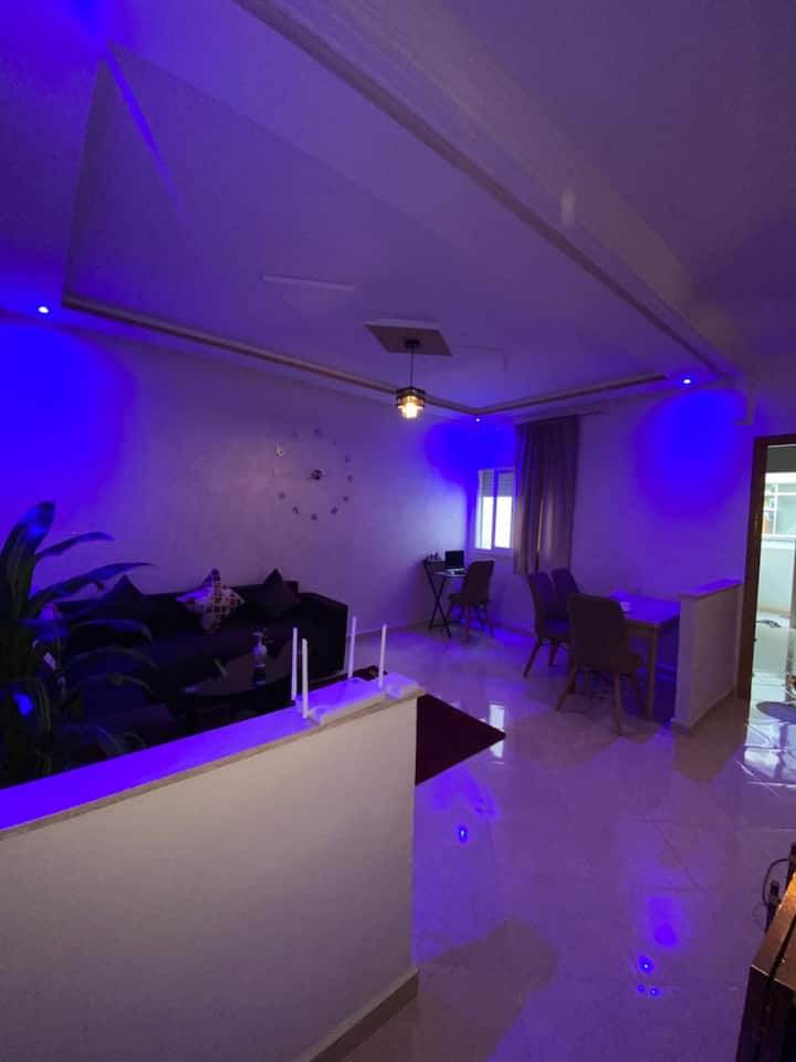 Modern Apartment | Fiber Wifi | Parking | Hamria - Meknès