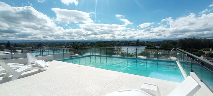 Excelente Dpto. Con Piscina, A Metros De Costanera - Argentina