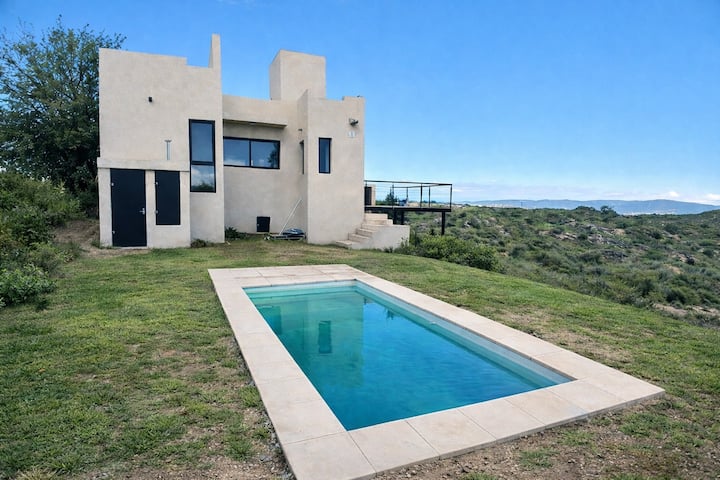 House With Pool, River Views & Access, Wifi - Villa Carlos Paz