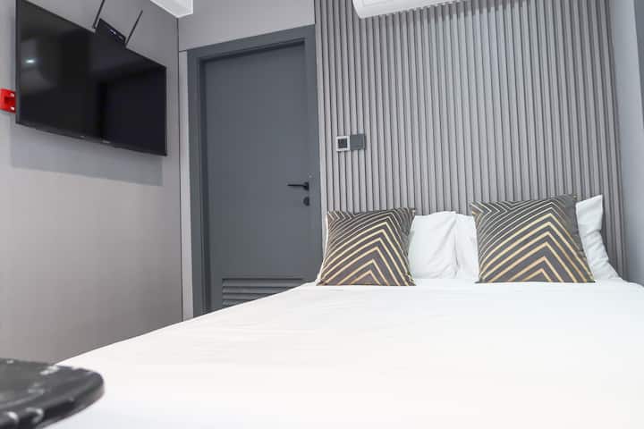 1-new Comfy Room Suite /Wifi-somerset/orchard Area - Singapore