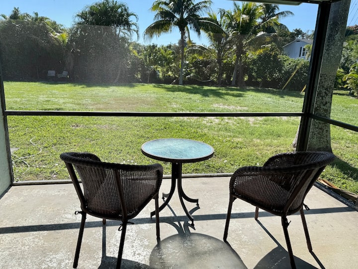 Garden Retreat Near Pbi Airport & I-95 - West Palm Beach, FL