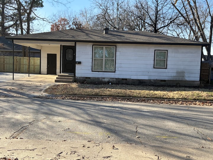 House Near Downtown Jonesboro - Jonesboro, AR