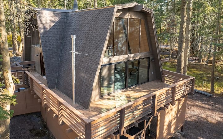 Bear Valley Wolf’s Den Lodge | Sleeps 16 • 5br - Bear Valley, CA