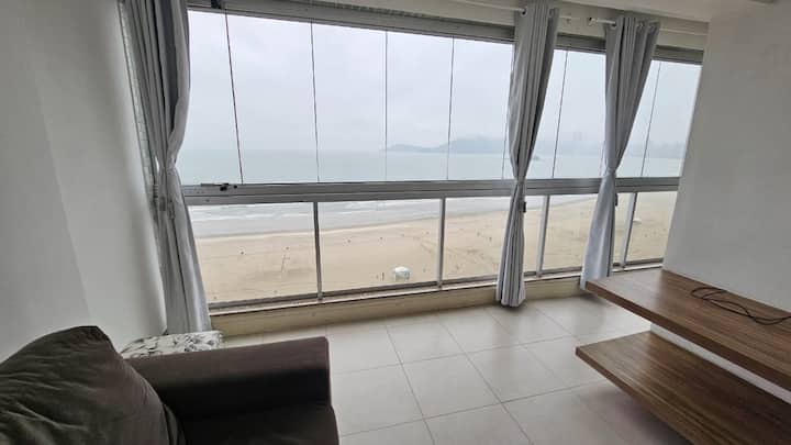 Frente Mar Com Vista Panoramica Da Orla
3 Quartos - Balneário Camboriú