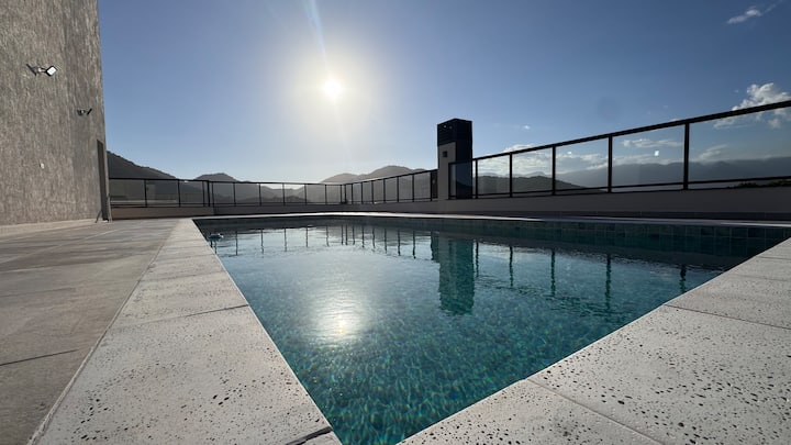 Bh34 Apto 2 Quartos Com Ar, Piscina E Churasqueira - Ubatuba