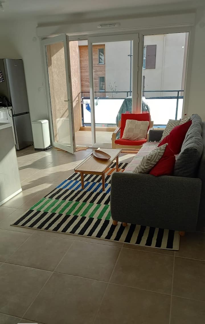 Spacieux Appartement Dans Résidence Avec Piscine - Bormes-les-Mimosas