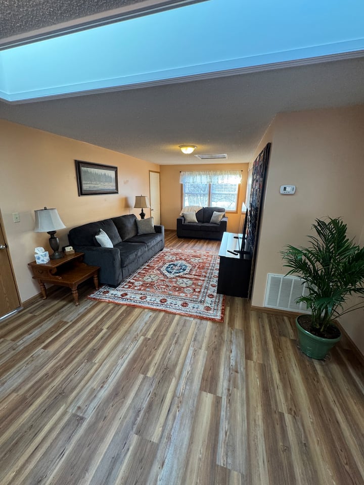 Quincy Bay Waterfront Cabin - Quincy, IL