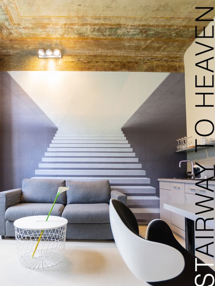 Noor | Stairway To Heaven Loft · Parking Option - Graz
