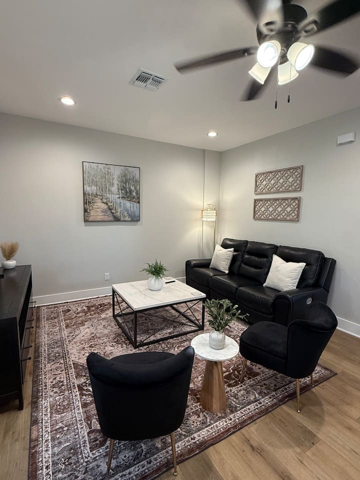 Stay At Sunrise! 3/2.5 - San Angelo, TX