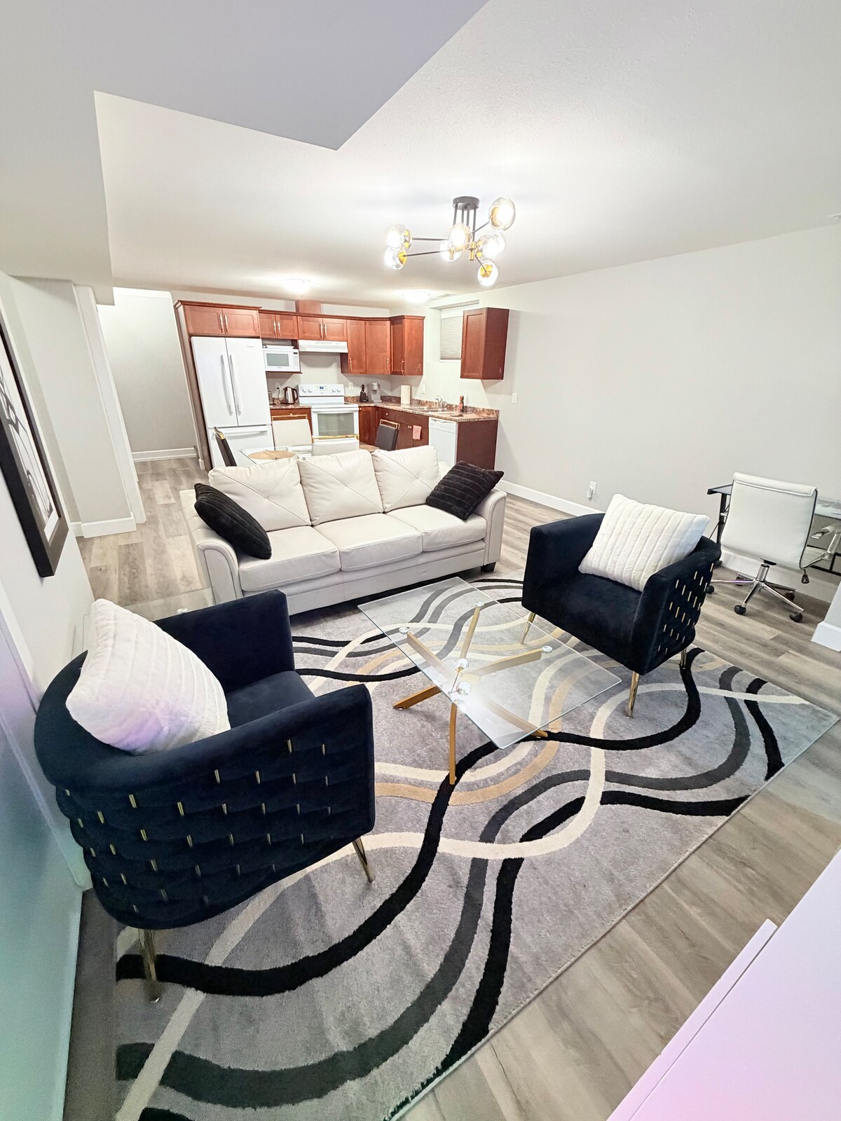 True Haven Deluxe - Suites con entrada independiente en renta en Prince ...