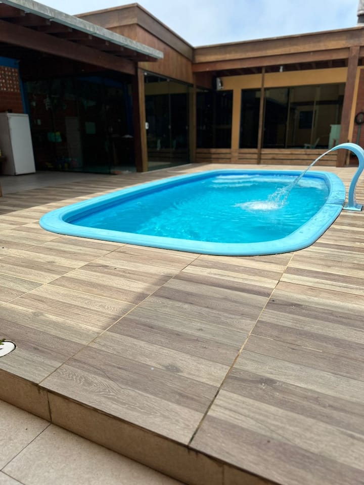 Casa 4 Quartos Em Imbé Com Sinuca E Churrasqueira - Tramandaí