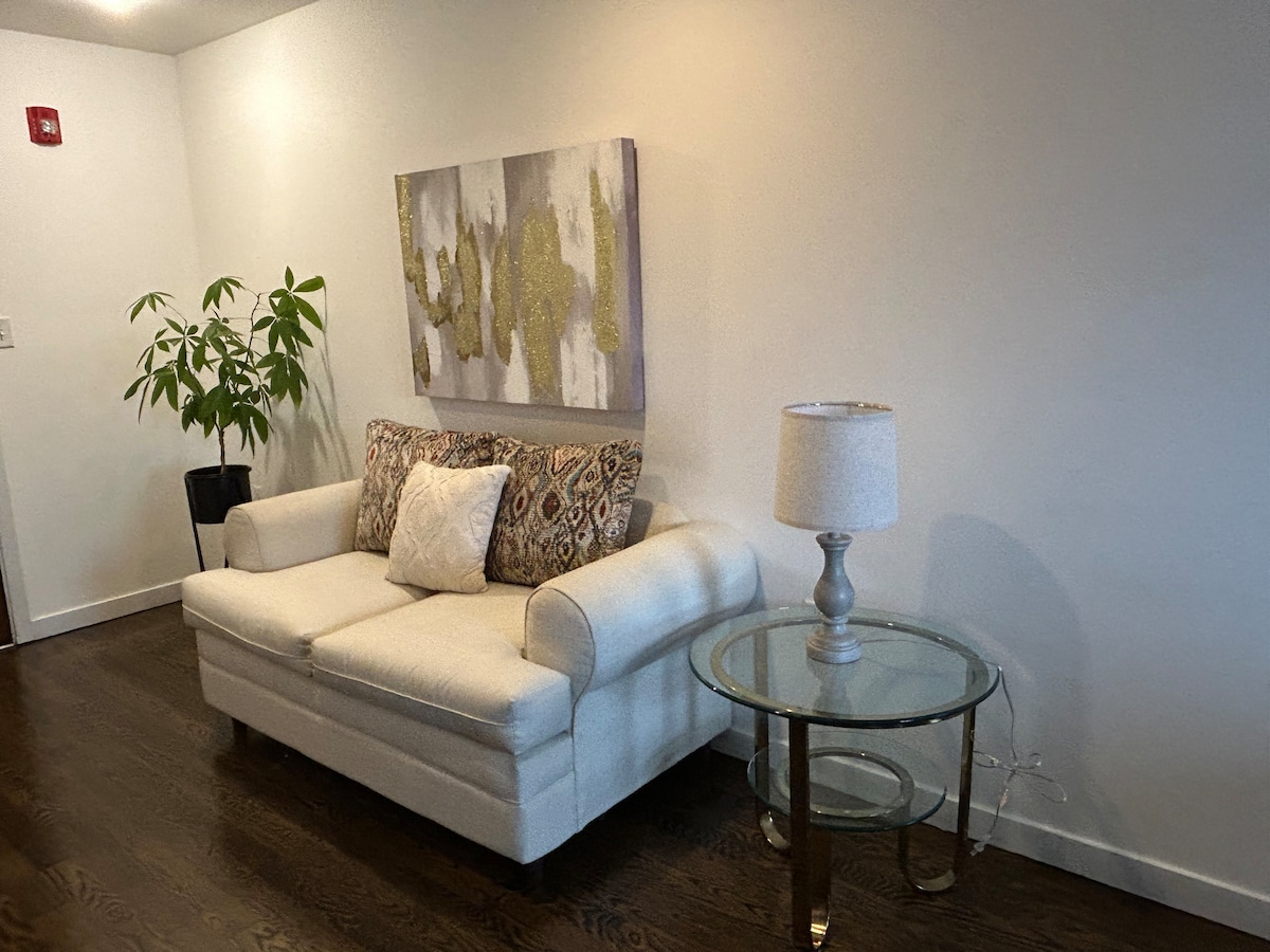 Station Delight Zimmer - Wohnungen zur Miete in Elizabeth, New Jersey ...