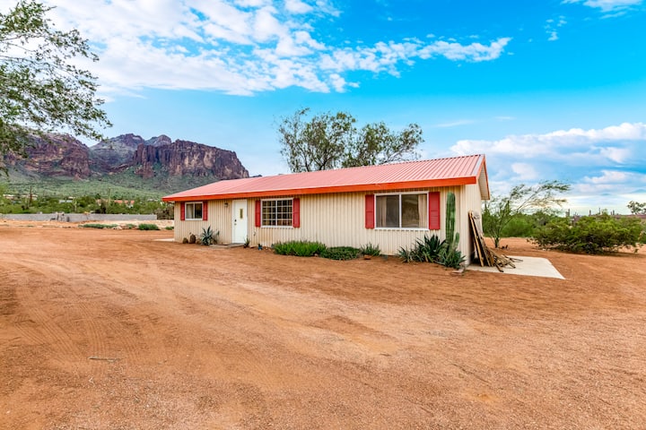 Scenic Retreat With Mountain Views - Apache Junction
