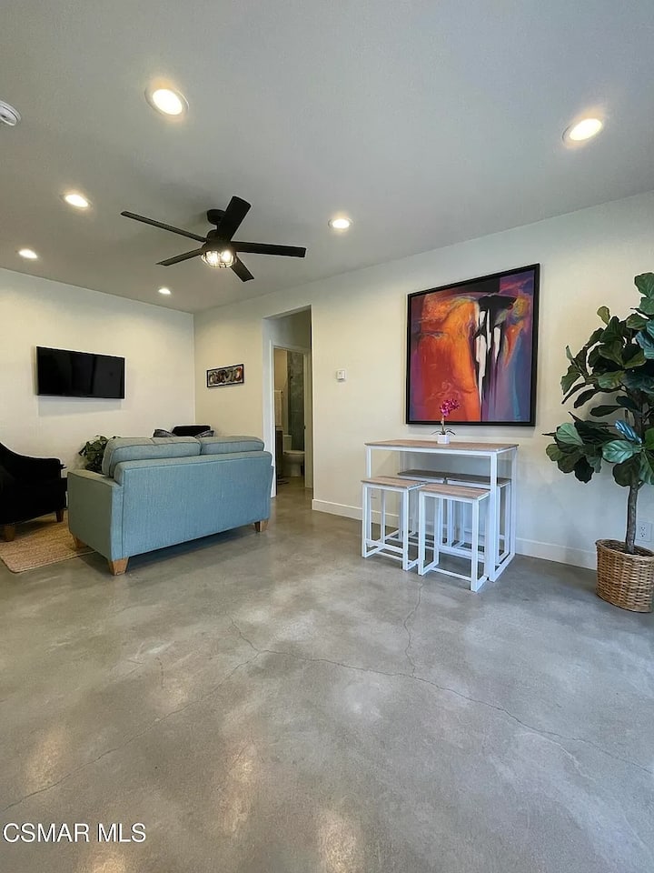 Private 2br Guest House | Patio & Grill - Ventura, CA