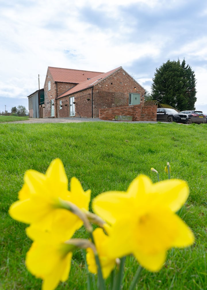 The Covey And Nye - Horncastle