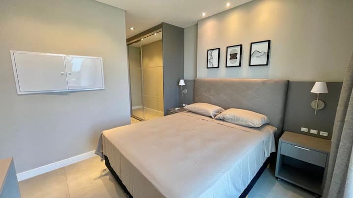 Flat Com Vista Mar • Conforto E Lazer Em Itapema - Itapema