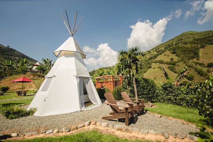 Lugar Mágico Con Vista A Cerro Tusa Glamping - Amaga