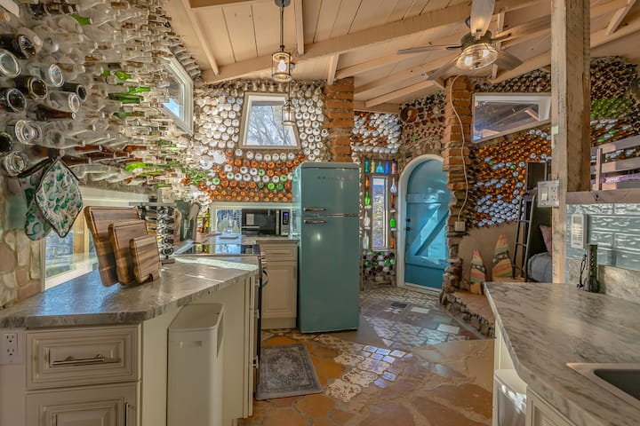 Tucson Bottle House - Guest House *New Listing* - Arizona-Sonora Desert Museum