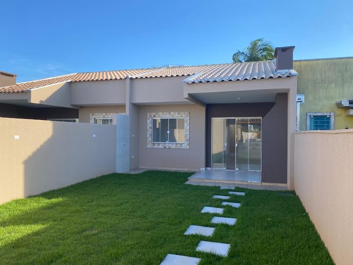 Casa Nova Com Ar Condicionado Em Guaratuba - Guaratuba