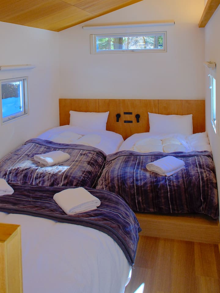 Yukibako-雪箱:神楽スキー場まで徒歩8分/全新築一棟貸切キッチン付き/雪山でのもう一つの家 - Yuzawa