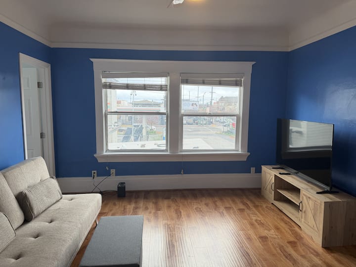 Newly Furnished Near Lake Merrit - 28 Days Minimum - Oakland, CA