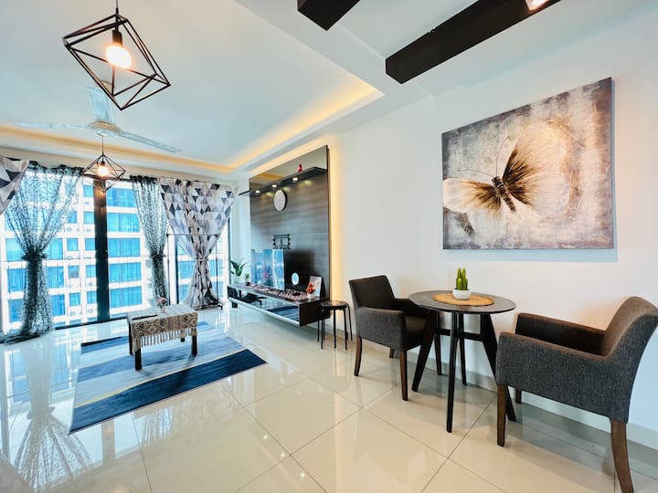 Corner Unit @ Trefoil | Near Setia City - Shah Alam