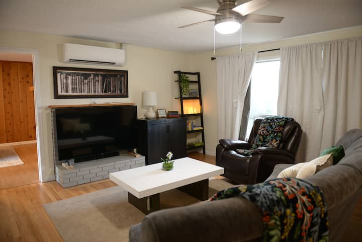 Cozy 3 Bedroom Retreat In South Eugene - Eugene, OR