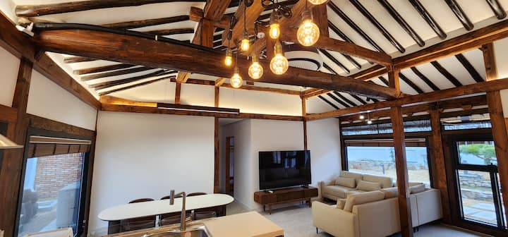 해랑-전주한옥마을 내 위치,숙소앞 주차장 - Jeonju-si