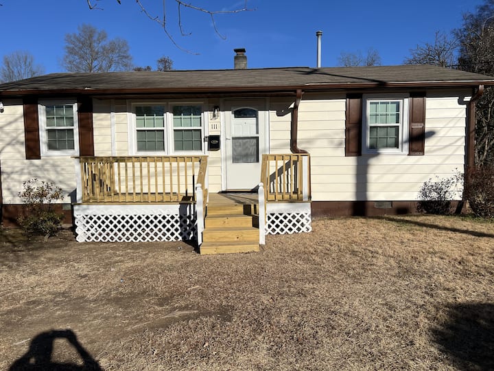 Newly Renovated Home|steps To Unc & Franklin St. - Chapel Hill, NC