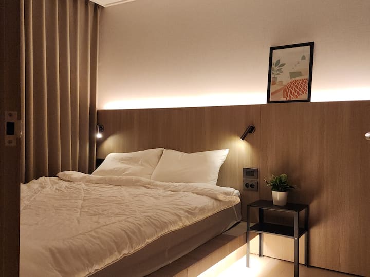 사이드호수뷰 터미널 옆 공항 10분 카페 식당가 1층편의점 - 오창읍