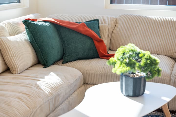 Beautiful Guest House | Backyard - Grant Lake, San Jose