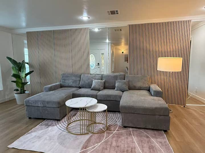 Room 3 Cozy And Mordern - Compton, CA