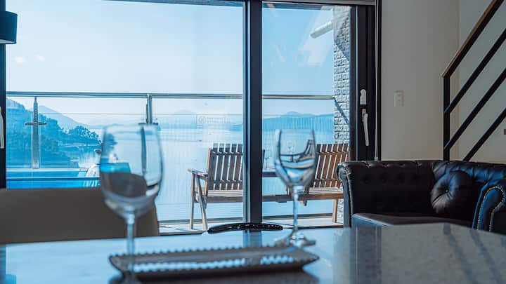 거제노을바다펜션202호 #거제최고 환상바다노을#낚시천국#통영,거제시내20분#넓은잔디마당 - Geoje-si