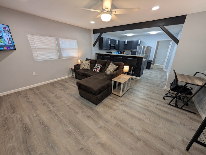 Newly Remodeled 1 Bedroom With Laundry! - Big Spring State Park, Big Spring