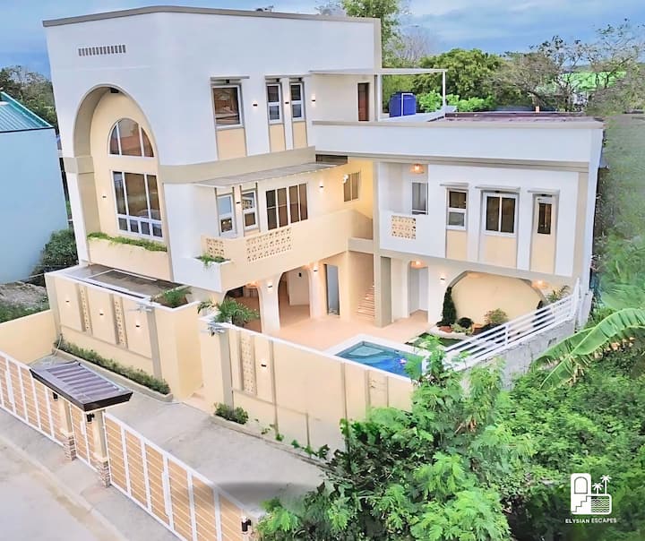 Modern Private Villa W/ Pool, Karaoke & Bbq - Malolos