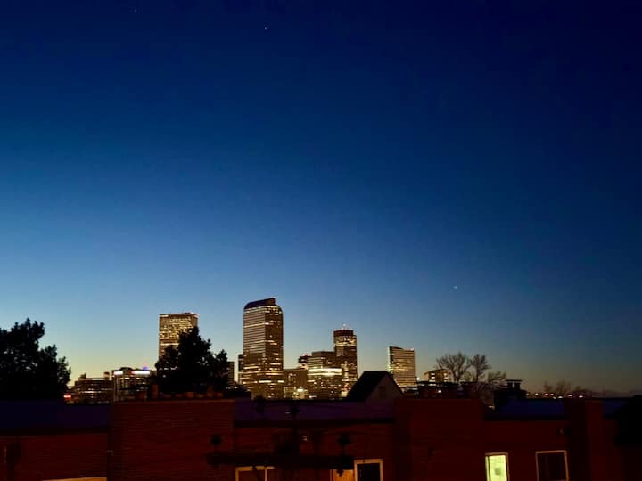 Penthouse Condo In Cheesman Park! - Denver, CO