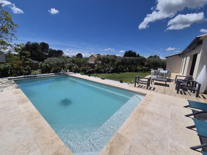 Villa Contemporaine Avec Piscine Et Spa - Aups