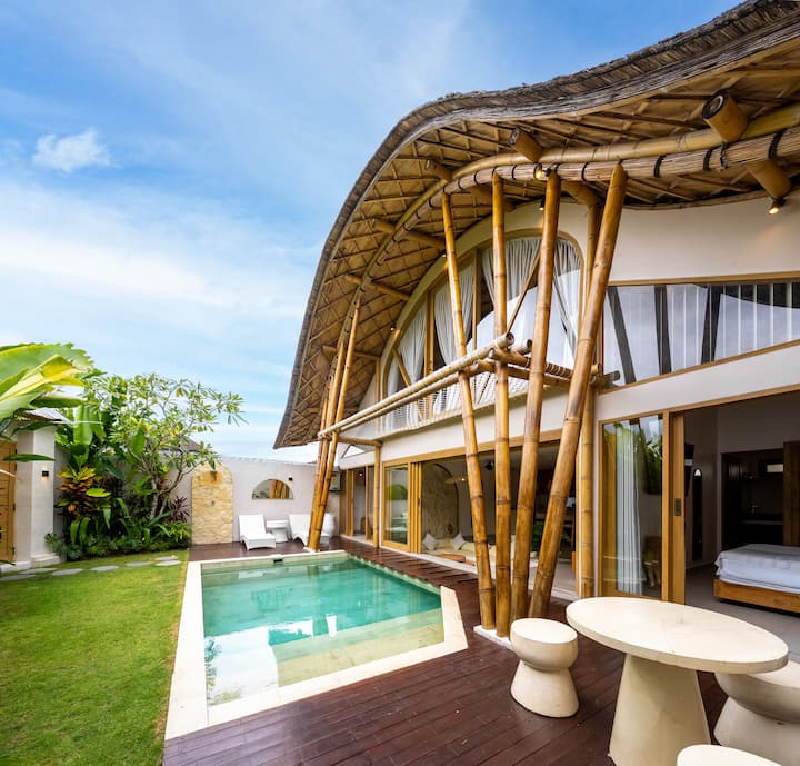 Bamboo 3br Pool Villa Near Canggu - Bali