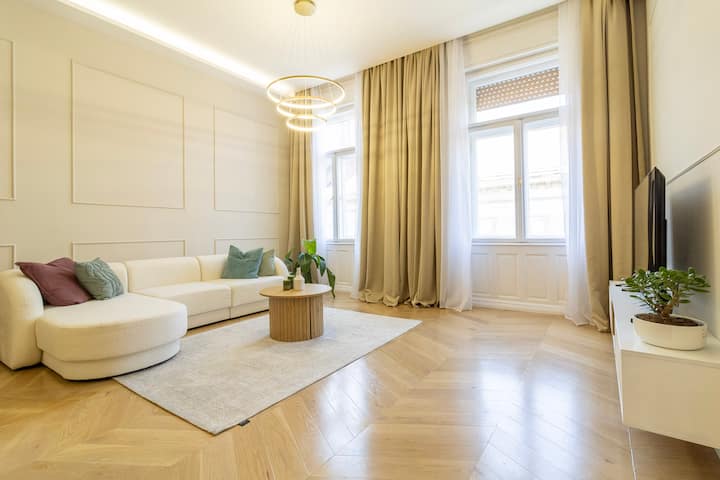 Luxury Parliament Apartment - Hungary