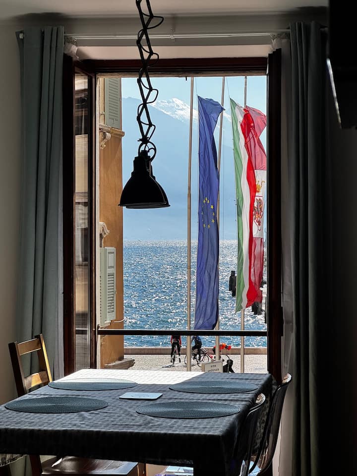 Central Lakeside Delight - Riva del Garda