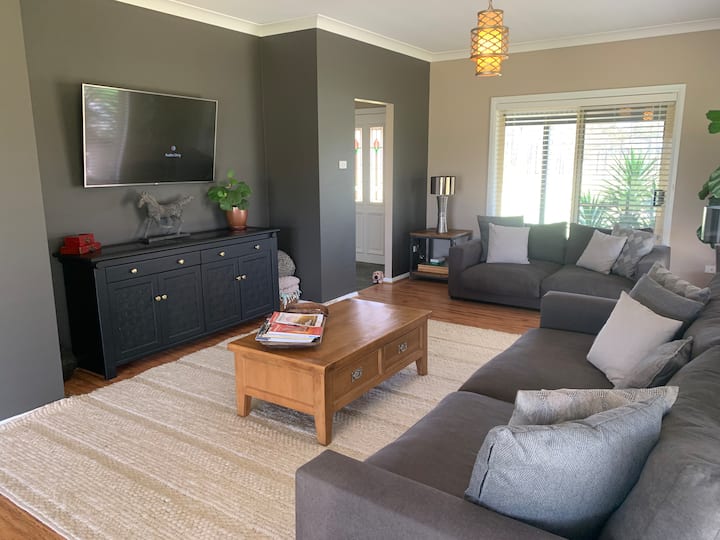 Bella Farmhouse-outdoor Spa. Firepit. Dog Friendly - Lovedale