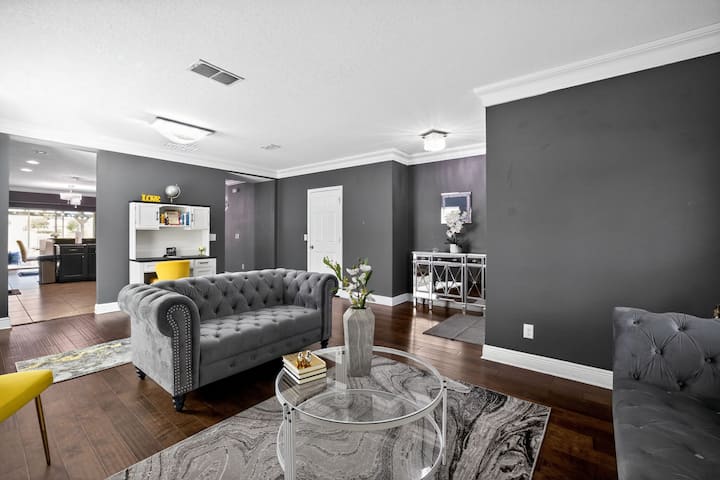 *Spacious 5 Bed 3 Bath Home | Mins To Disney* - Davenport